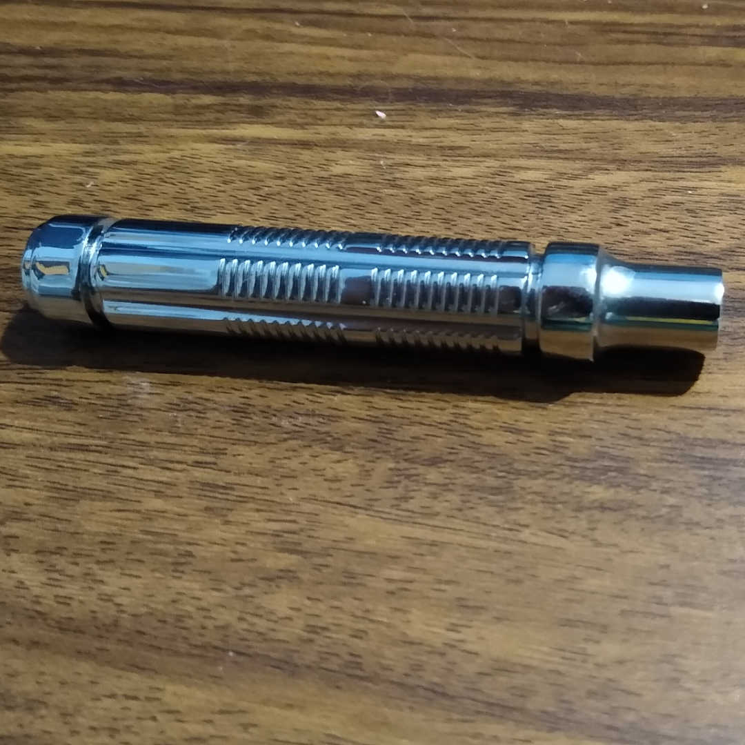 Fine Accoutrements DE5 Razor Review - Sharpologist