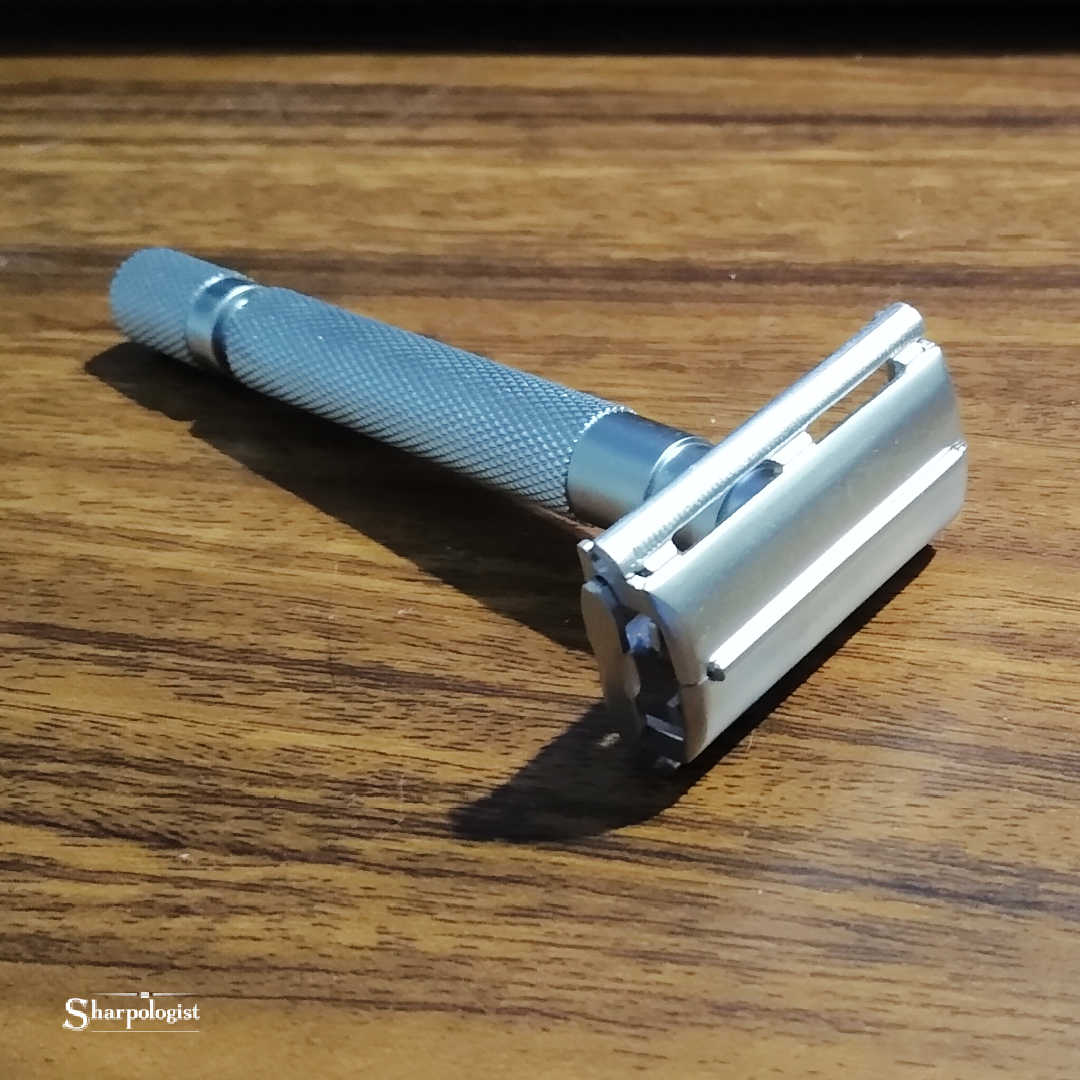 Open vs Closed Comb Razors: Differences and Benefits - Sharpologist