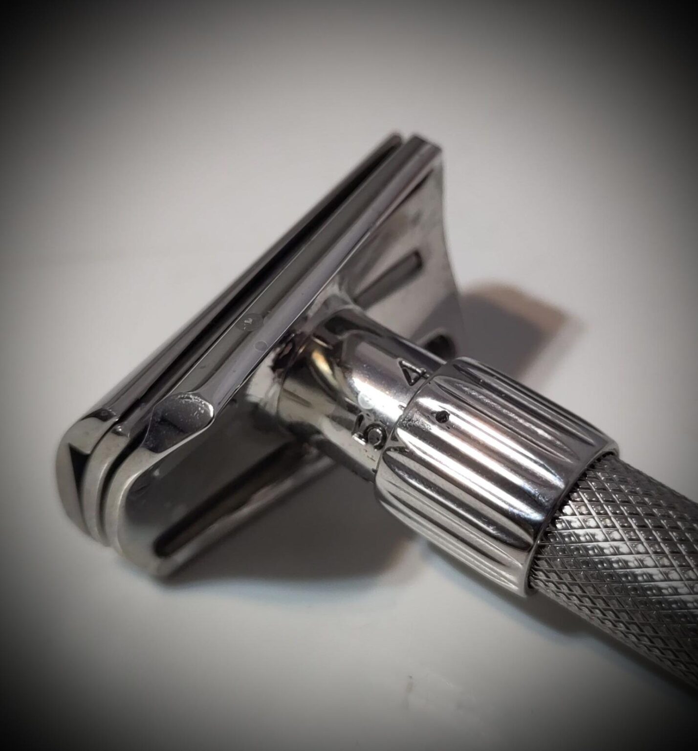What Is The Best Adjustable Safety Razor? - Sharpologist